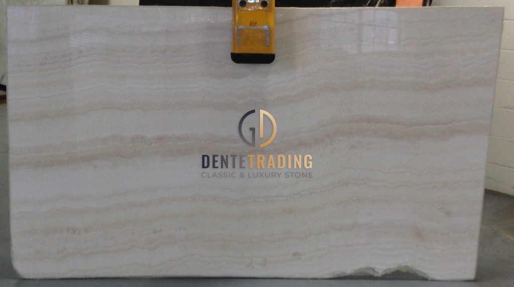 Avorio Onyx 9617 2cm Polished 92±X52± - Dente Trading